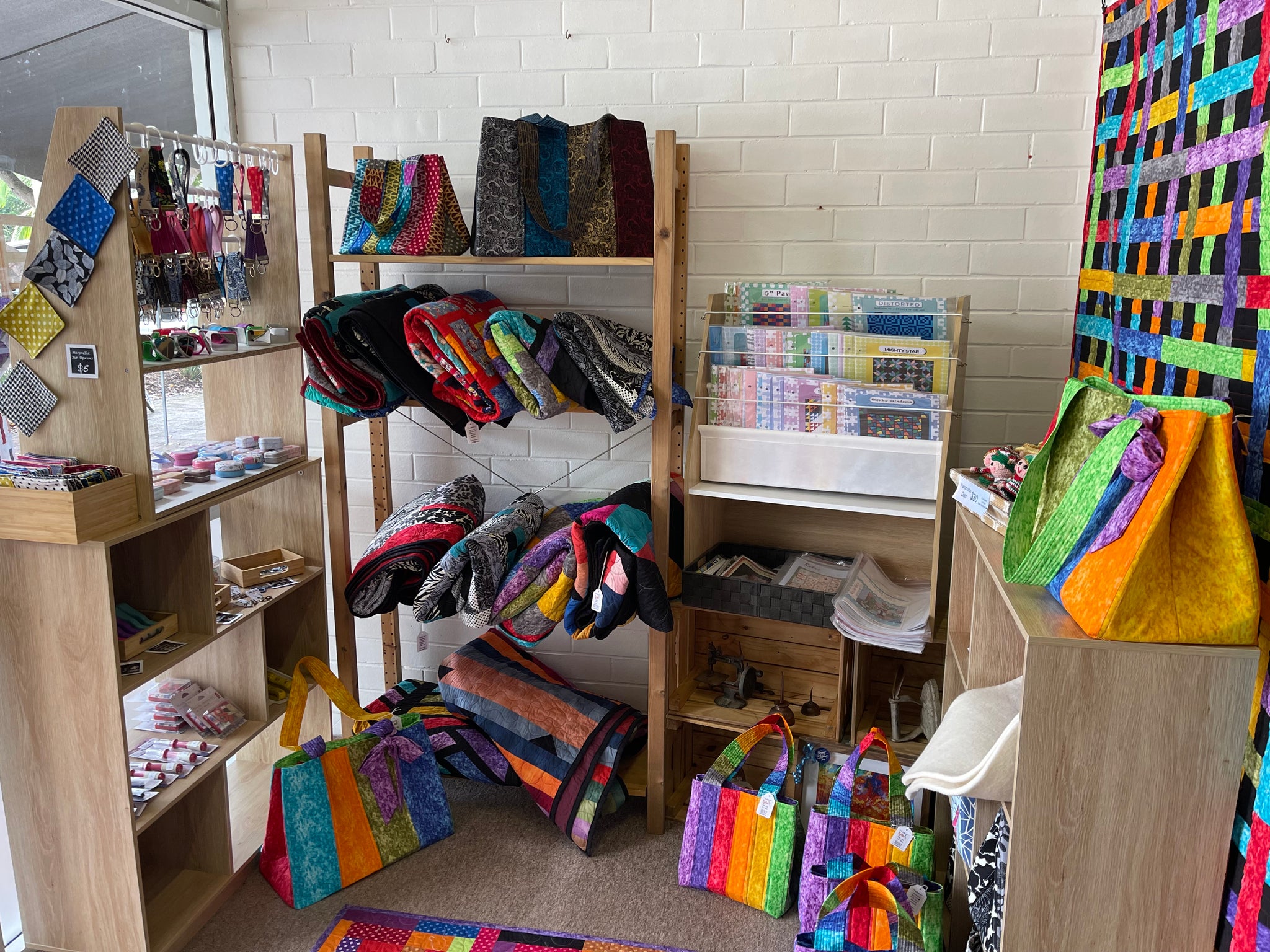 Byndees - Precut Patchwork Fabrics - Handmade Quilts and Gifts